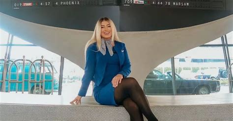 Flight Attendant Tried Not To Laugh After Catching Couple Joining