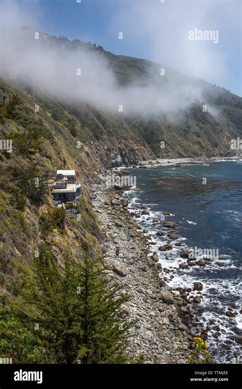 Usa California Big Sur Esalen The Hot Spring Baths And Bath House