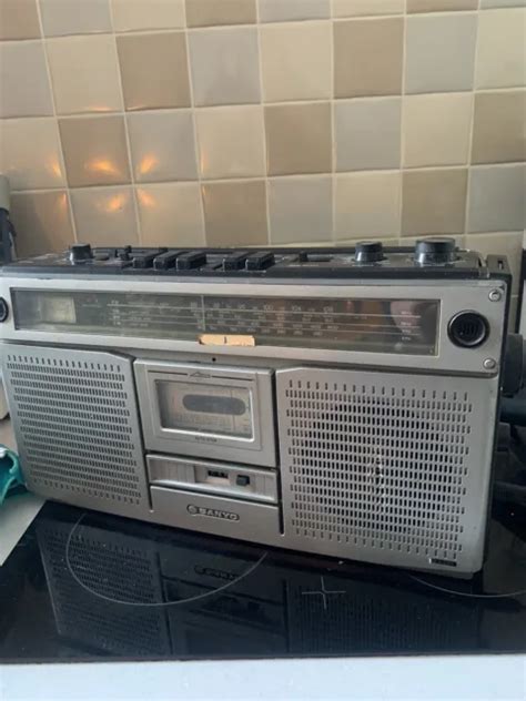 Sanyo M9922l Vintage 80s Retro Radio Cassette Player Ghetto Blaster £28