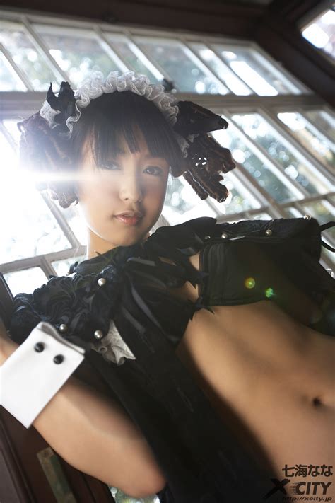 Nana Nanaumi Beautiful Idols