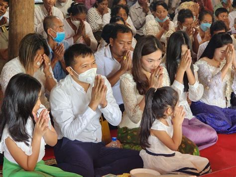 ពេជ្រ កែវមុនី ពេជ្រ កែវមុនី Added A New Photo