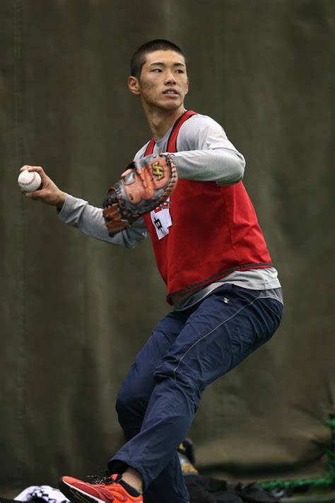広島・中村奨成捕手「去年までは3年連続大吉だったんですが」／おみくじ 野球コラム 週刊ベースボールonline