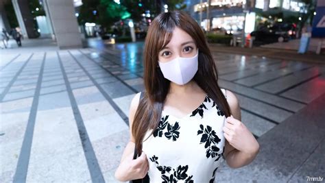 fc2 ppv 3112206 第一槍 數量有限無碼電影院風一個在惡劣的醫療環境中工作的好色護士她每天都在用手淫來安慰自己