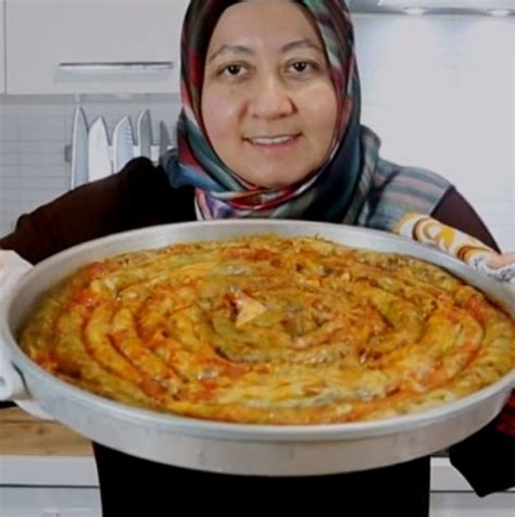 Ето как туркините правят сарми никога няма да ви хрумне а е