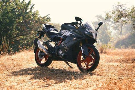 Tvs Apache Rr 310 Red Without Quickshifter On Road Price Rto Insurance Features Colours