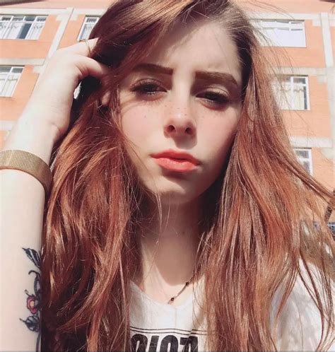 Gabi Cattuzzo Scrolller
