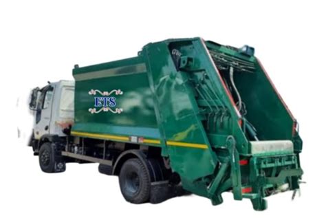 Green Semi Automatic Hydraulic Garbage Compactor For Size Reducing At