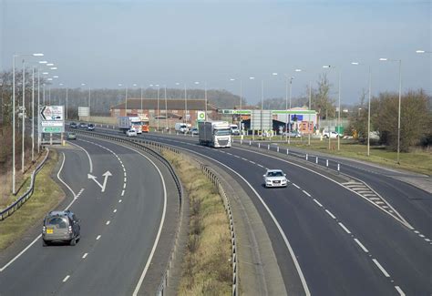 A1 South Of Grantham Reopens Following Four Car Crash But Overnight