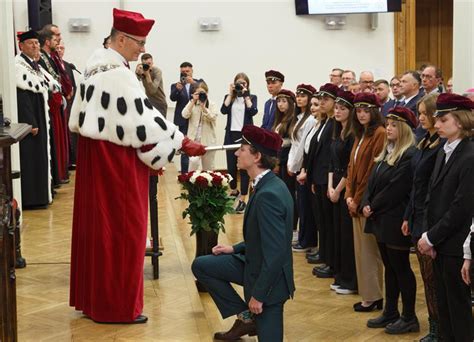 24Kurier Pl Inauguracja Roku Akademickiego Na PUM