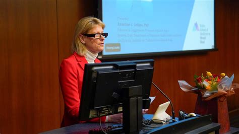 Dr Mariana Figueiro Awarded Endowed Professorship Ceremony Held On November EdisonReport