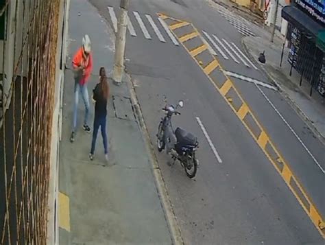 Mulher é Vítima De Assalto Em Rua Na Zona Sul Life Informa