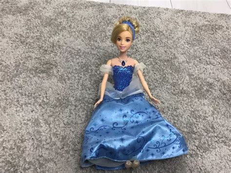 Disney Princess Swirling Lights Cinderella Doll £999 Picclick Uk