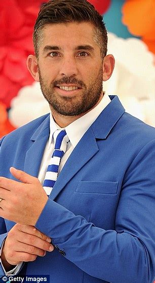 The Bachelors Zilda Williams Asks Kyle Sandilands To Set Her Up With Braith Anasta Daily Mail