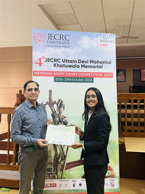 Sakshi Jain On Linkedin Jecrcuniversity Bba Llb Firstyear Gratitude Learningjourney