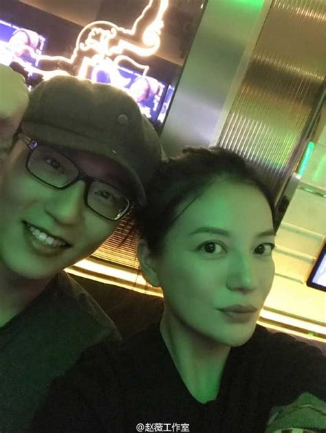 小燕子又回來啦！趙薇素顏的樣子真心漂亮 每日頭條