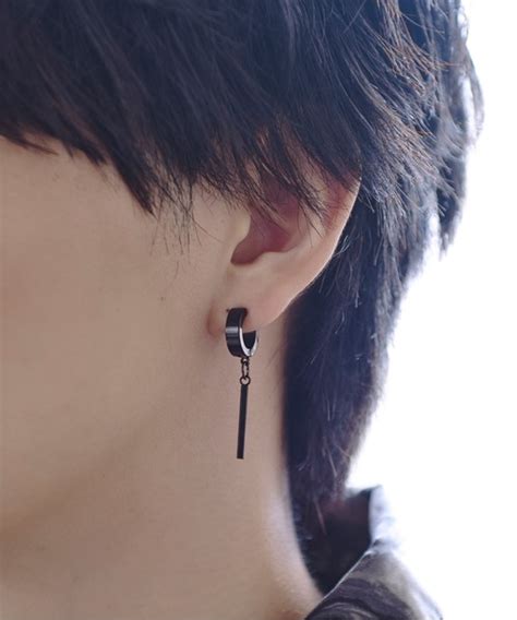 Ellno Loset（エルノロゼット）の「スティックイヤリング片耳用（イヤリング）」 Wear