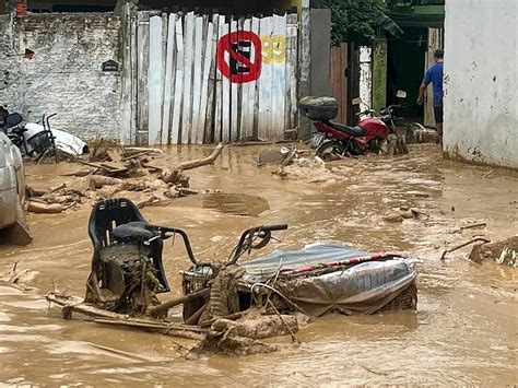 Primos De 10 E 11 Anos Estão Entre Os Mortos Por Chuvas No Litoral De