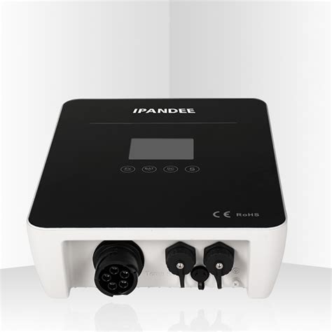 V V V V A A MPPT Solar Charge Controller IPandee Explorer