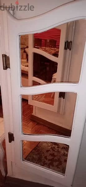 باب خشب زان تقيل وخامه ممتازه جدا ديكورات منزل 200186030