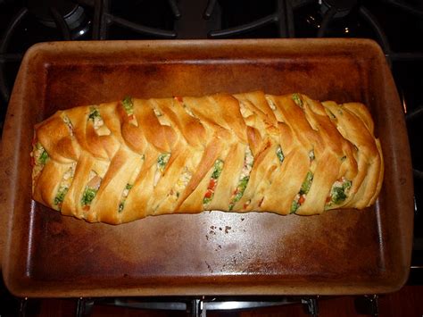Chicken Broccoli Cheese Braid Pampered Chef