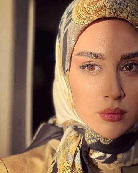 بیوگرافی میترا رفیع بازیگر سریال بی همگان عکس مجله خودرو کارستان