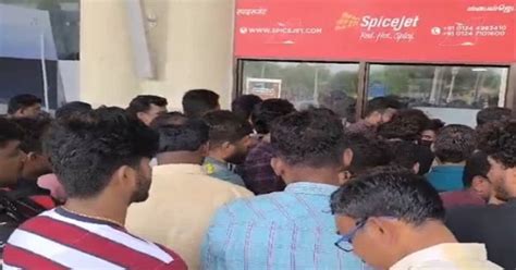 Madurai Dubai Spicejet Flight Cancelled ரீமல் புயல் மதுரை டூ துபாய்