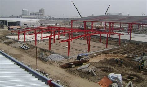 Steel Structure Pre Engineerd Building With Multi Span Warehouse And