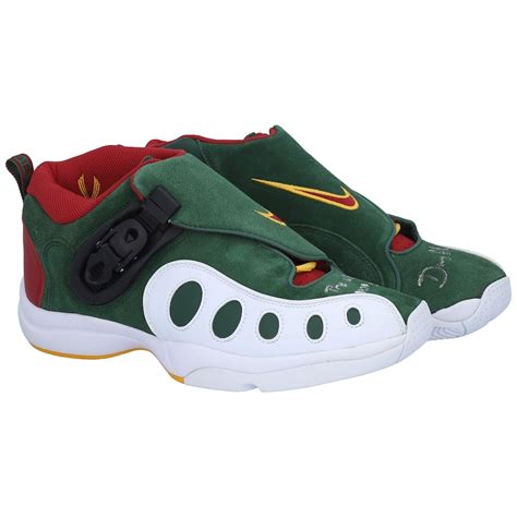 Nike The Glove