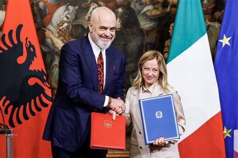 Dalla Discriminazione Ai Diritti Gli Esperti Bocciano Laccordo Italia