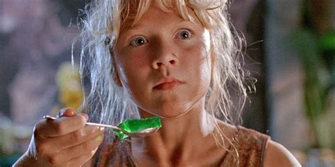 Jurassic Parks Ariana Richards Recreates Her Iconic Jello Tremble