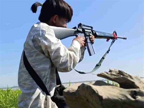 ဝက်လက်မြို့နယ်၊ ရှိမ်းမကား ရဲစခန်းကို ရိက္ခာလာပို့သည့် သင်္ဘောများကို