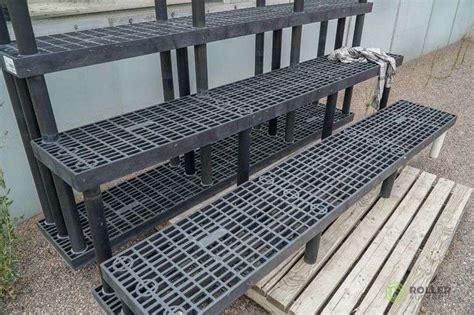 Assorted Display Fixtures Roller Auctions