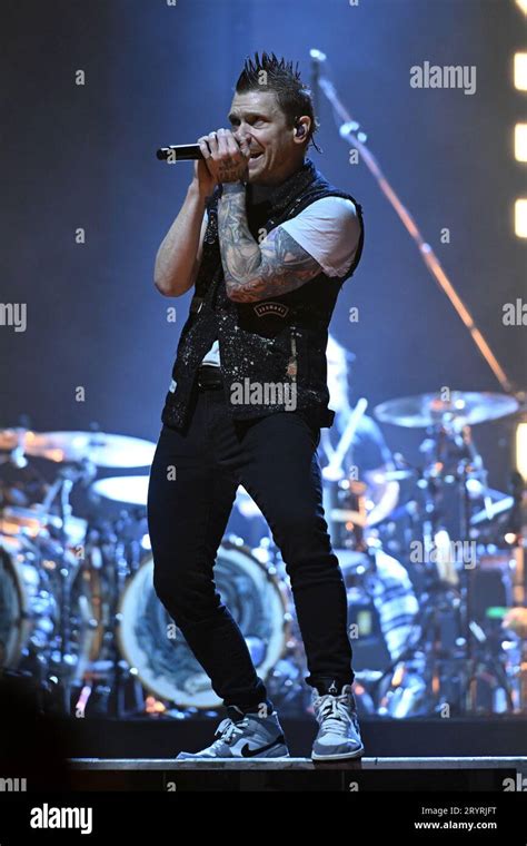 Hollywood Fl Usa 30th Sep 2023 Shinedown Performs During Thier
