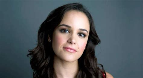 Melissa Fumero Height Weight Measurements Bra Size Shoe Size