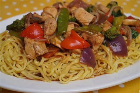 Tallarin Saltado Estilo Chifa Receta Peruana Cecilia Tupac