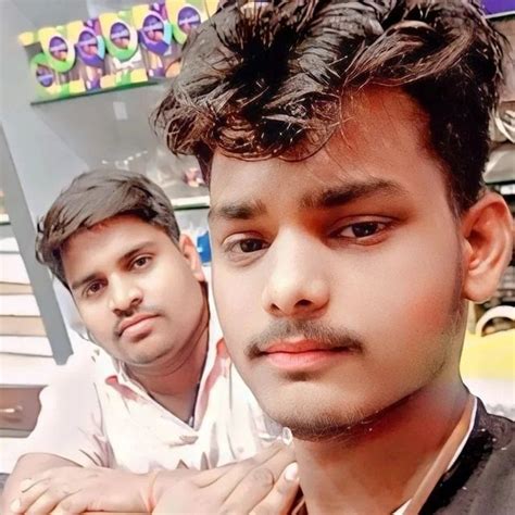 Dheeraj Kumar D3295799 On Threads