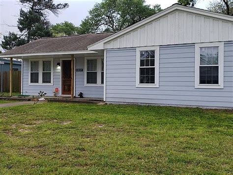 6947 Cole Creek Dr Houston Tx 77092 Zillow