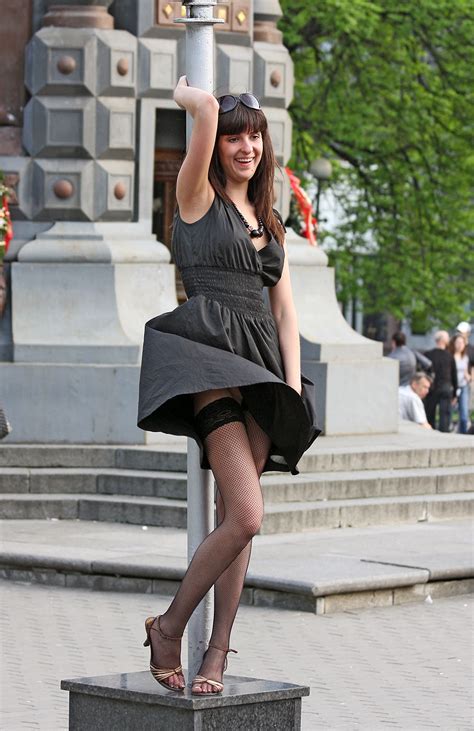 Upskirts And Teasers Upskirts