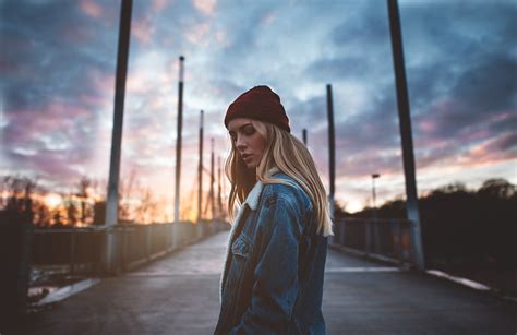 Wallpaper Sunlight Women Outdoors Portrait Blonde Depth Of Field Sunset Closed Eyes