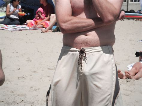 Public Bulge Spy Image 811798 Thisvid Tube