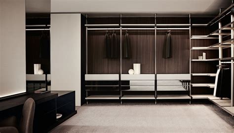 Surface Panelling System Poliform