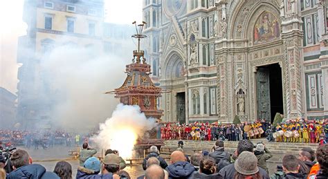 Easter In Florence Rocketing Doves And Exploding Carts Euro Weekly News