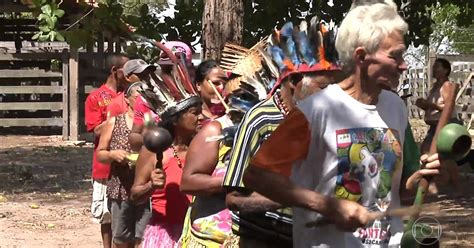 Jornal Nacional Confronto entre índios e fazendeiros deixa 13 feridos