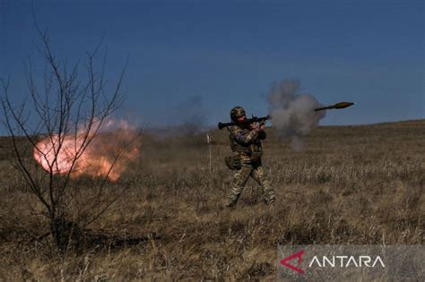 Ukraina Akan Pakai Senjata Tak Terlarang Untuk Rebut Lagi Wilayahnya ANTARA News