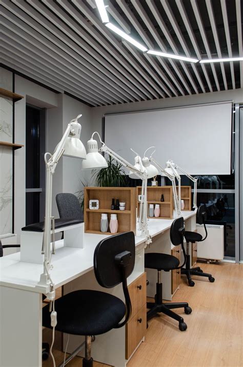 Студия ногтевой эстетики «AIVA» | Salon interior design, Salon interior ...