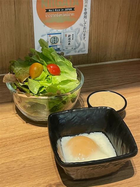 Ohachi ร้านหมูย่างถ่านที่มีแค่เมนูเดียว 🐷🍚🥢 แกลเลอรีที่โพสต์โดย