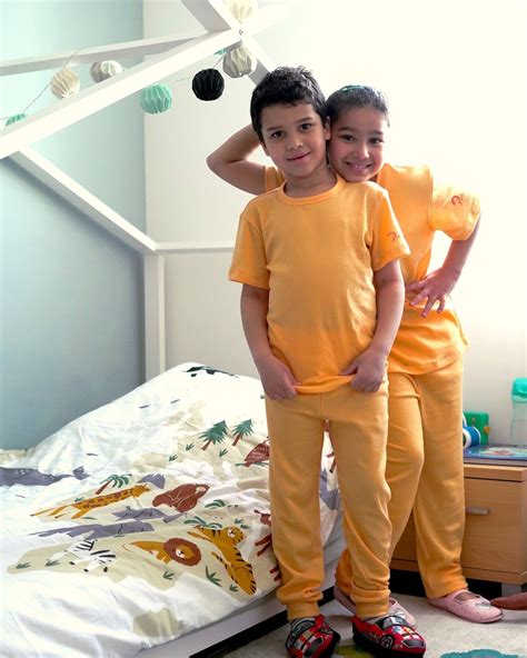 Une Maman Crée Un Pyjama Adapté Aux Enfants Et Adolescents Qui Font