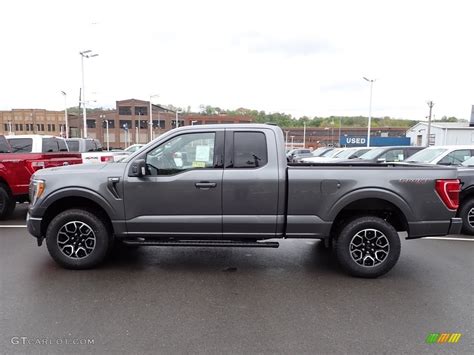 Carbonized Gray Metallic 2023 Ford F150 Xlt Supercab 4x4 Exterior Photo