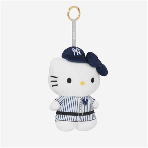 Hello Kitty X New York Yankees Plush Mascot Keychain