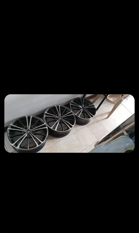 Toyota Mags 17 Car Parts And Accessories Mags And Tires On Carousell